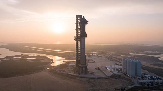 Tên lửa lớn nhất thế giới cất cánh trong chuyến thử nghiệm đầu tiên ...